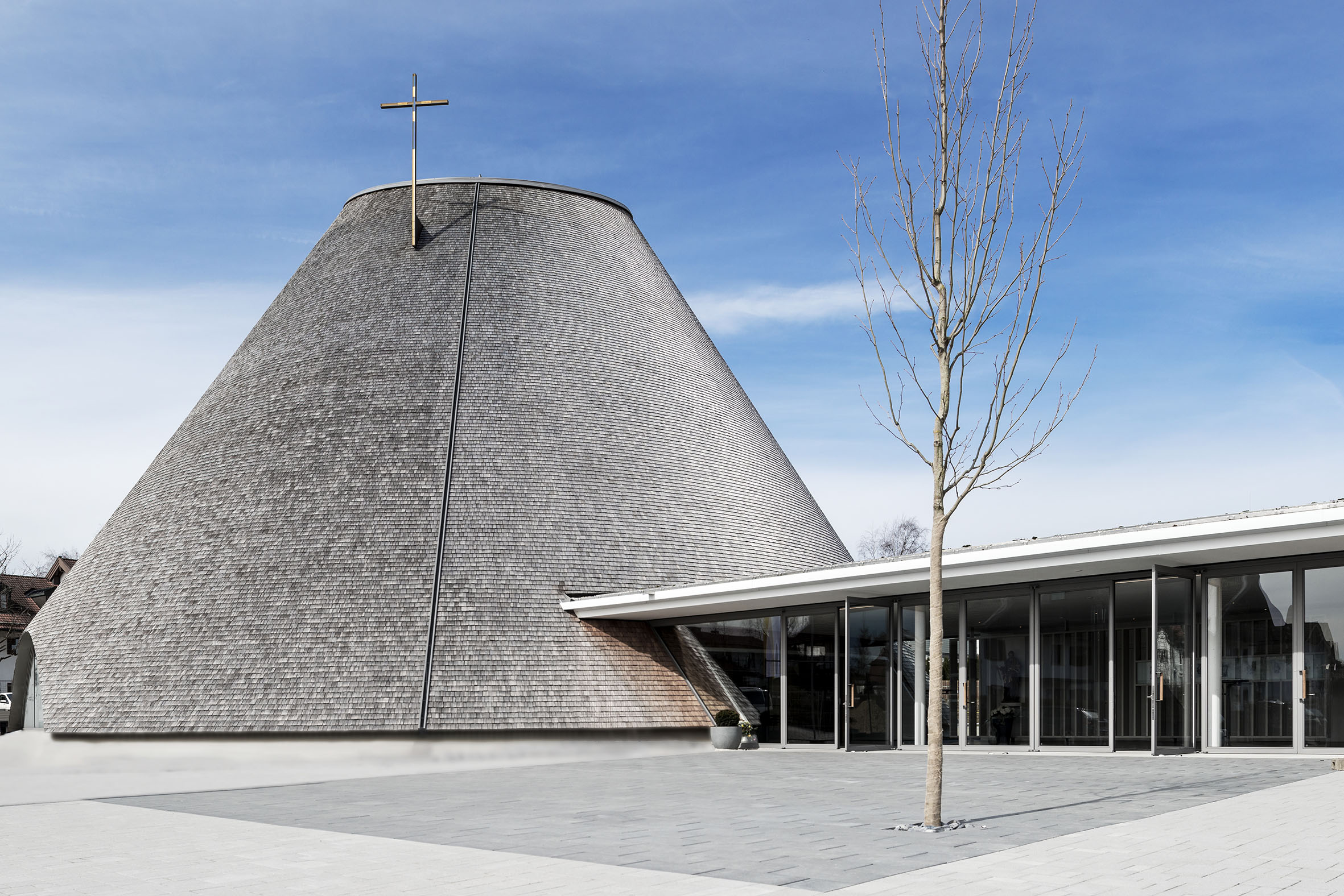 St. Josef Kirche Holzkirchen - Gerd Schaller | Bauwerk Perspektiven